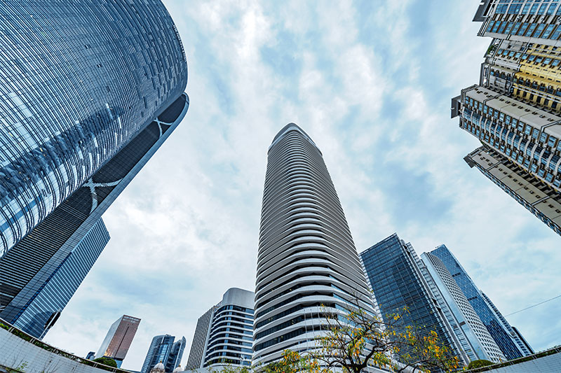 Corporate Real Estate - Low & PartnersLow & Partners Corporate Real Estate - Low & PartnersLow & Partners